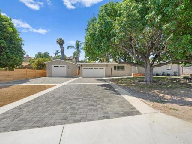 3 Br, 2 bath, Single Family 1251 Rees Rd