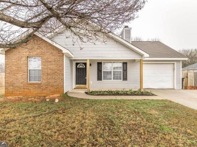 3 Br, 2 bath, Single Family 125 Georgetown Blvd