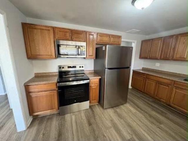 3 Br, 2 bath, Single Family 12616 NW Barnes Rd