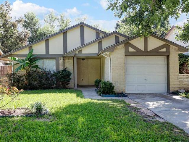 3 Br, 2 bath, Single Family 12706 Monaco Rd