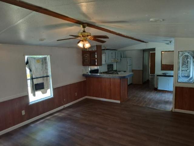 3 Br, 2 bath, Single Family 1284 High Hills Ln