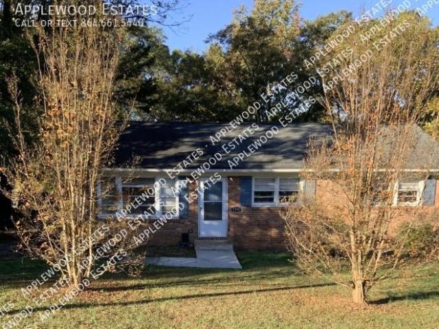 3 Br, 2 bath, Single Family 1287 Montview St