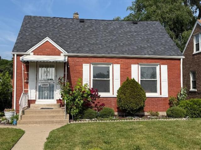 3 Br, 2 bath, Single Family 12924 S Wallace St