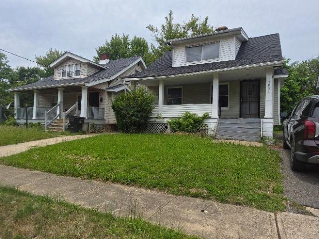 3 Br, 2 bath, Single Family 12921 Watterson Ave