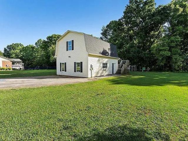 3 Br, 2 bath, Single Family 133 Devore Rd