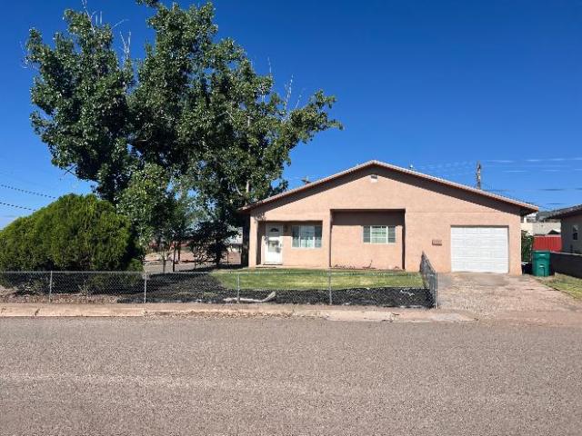 3 Br, 2 bath, Single Family 1301 N 2nd Street