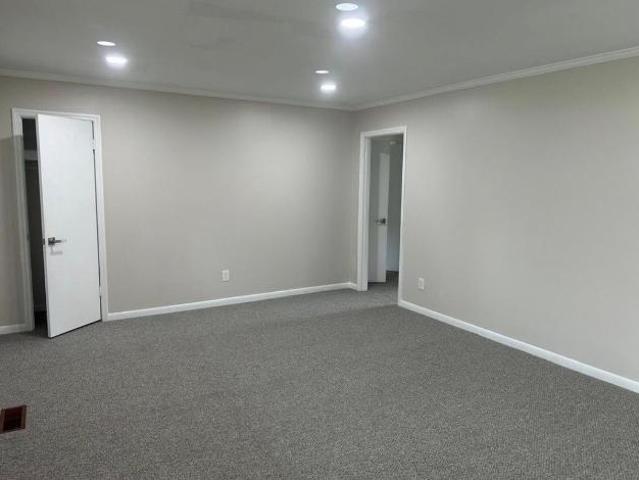 3 Br, 2 bath, Single Family 1301 Stonewall St