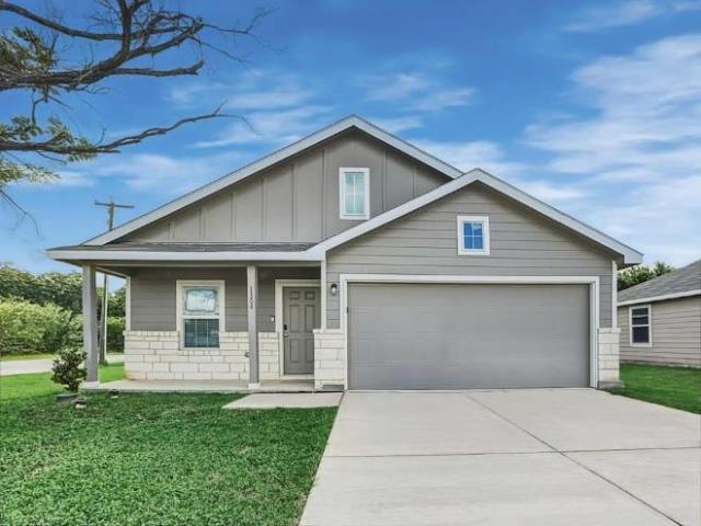 3 Br, 2 bath, Single Family 1304 Haymarket Rd