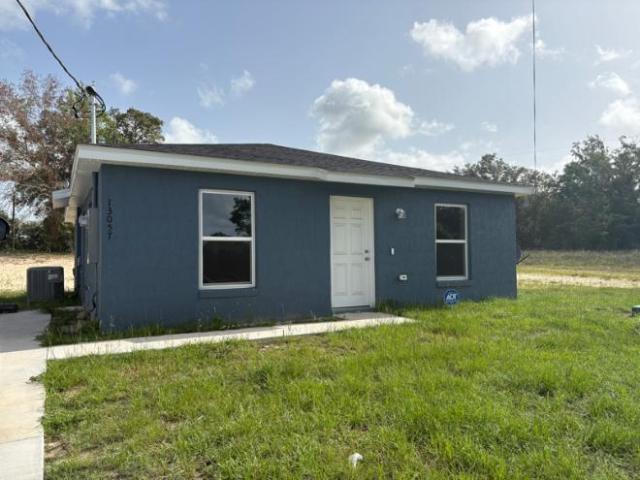 3 Br, 2 bath, Single Family 13057 Sw 107th St