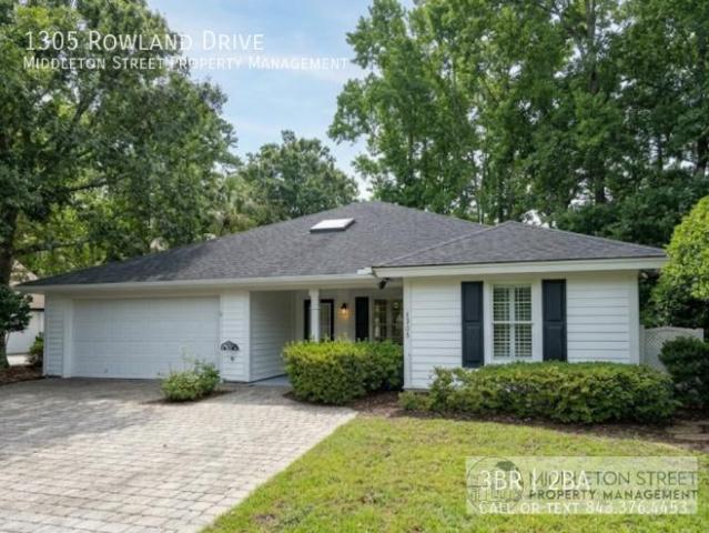 3 Br, 2 bath, Single Family 1305 Rowland Dr