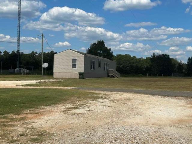 3 Br, 2 bath, Single Family 130 Peoples Lane