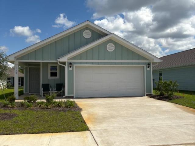 3 Br, 2 bath, Single Family 130 Speckled Trout Ln N