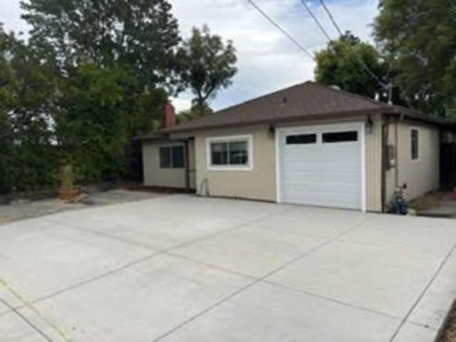 3 Br, 2 bath, Single Family 131 Diablo Ct