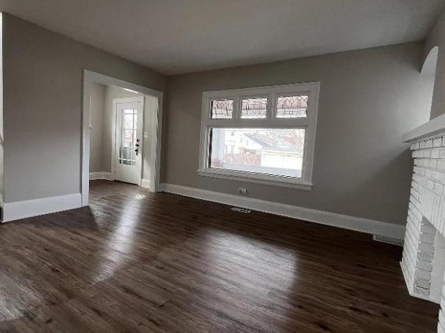 3 Br, 2 bath, Single Family 13219 Alvin Ave