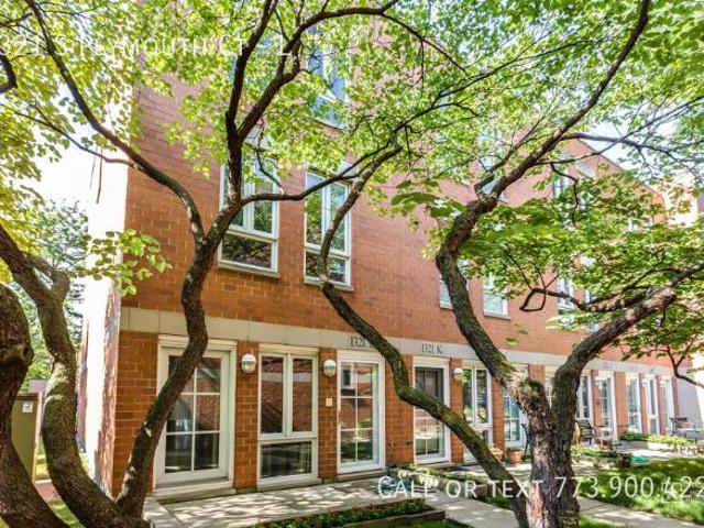 3 Br, 2 bath, Single Family 1321 S Plymouth Ct