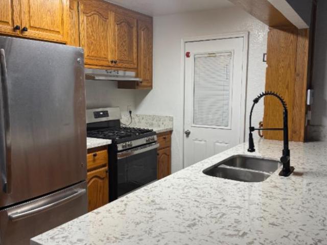 3 Br, 2 bath, Single Family 13225 Domart Ave