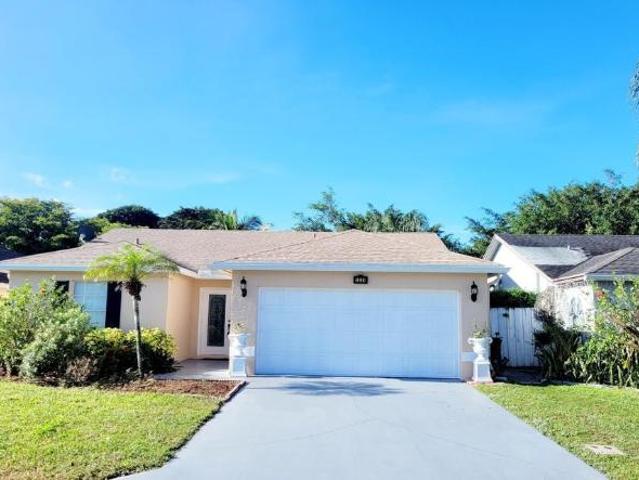 3 Br, 2 bath, Single Family 1328 Waterway Cove Drive