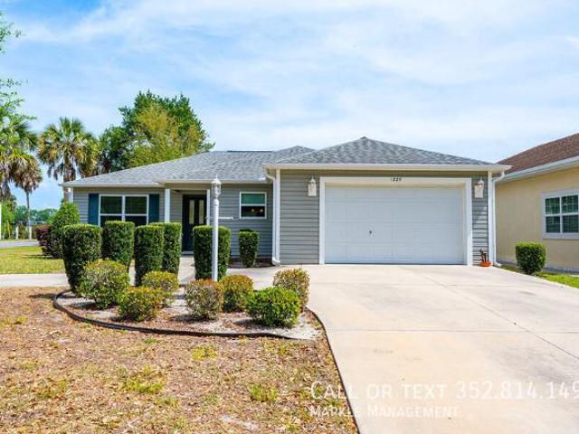 3 Br, 2 bath, Single Family 1329 Paradise Dr