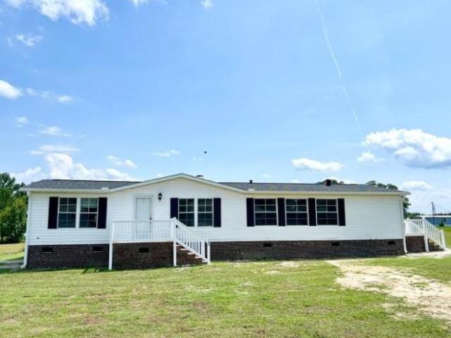 3 Br, 2 bath, Single Family 132 Armstrong Rd