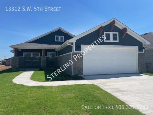 3 Br, 2 bath, Single Family 13312 S W 5th Street