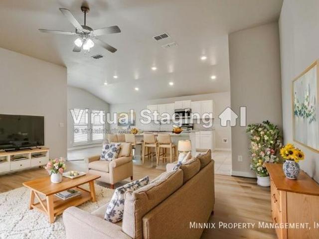 3 Br, 2 bath, Single Family 13407 Ave R