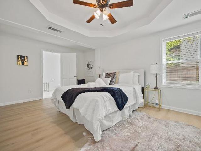 3 Br, 2 bath, Single Family 1346 Lorenzo Drive