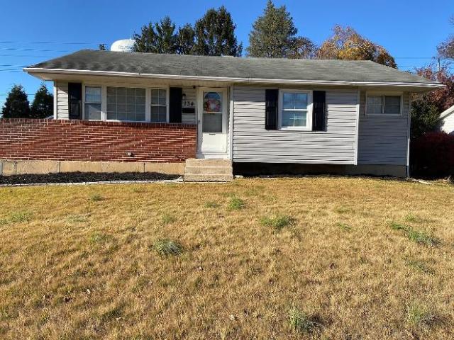 3 Br, 2 bath, Single Family 134 Lynch Farm Dr