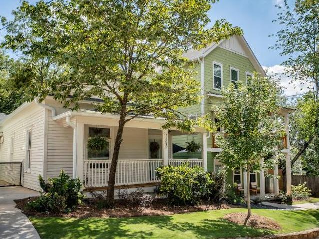 3 Br, 2 bath, Single Family 1353 Finley St NE