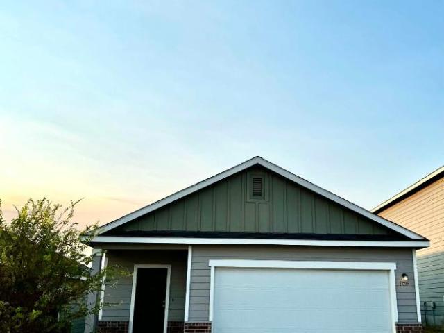 3 Br, 2 bath, Single Family 13555 Lunar Light