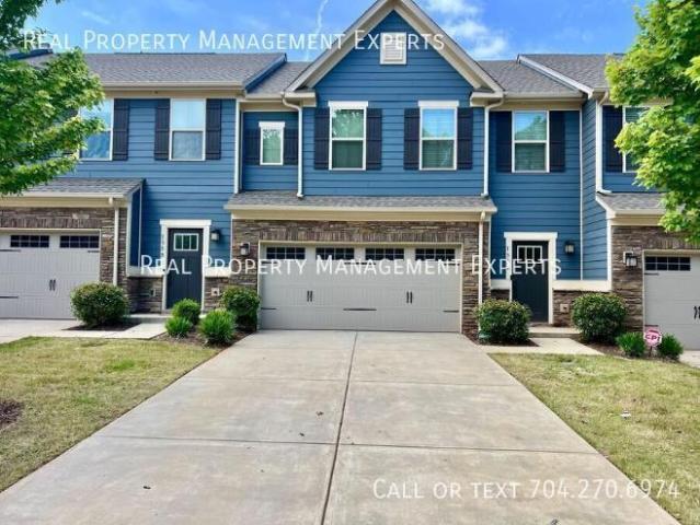 3 Br, 2 bath, Single Family 135 Beacon Dr