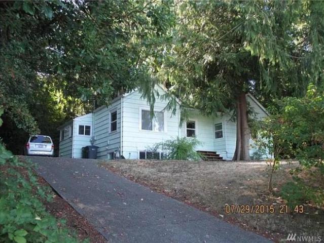 3 Br, 2 bath, Single Family 135 Farragut Ave N