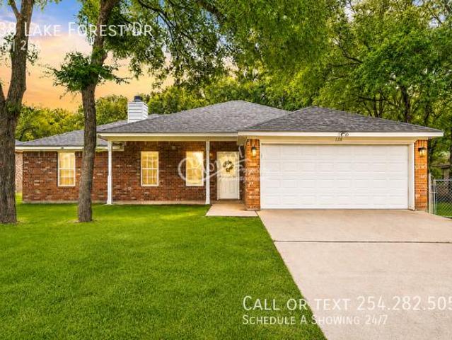 3 Br, 2 bath, Single Family 138 Lake Forest Dr