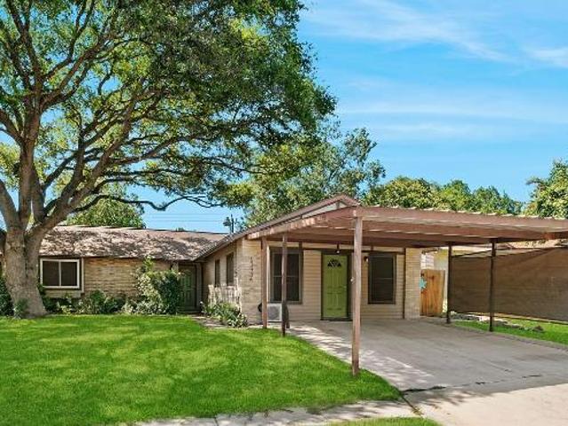 3 Br, 2 bath, Single Family 13934 Mission Valley