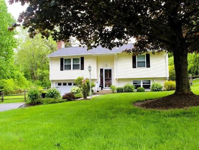 3 Br, 2 bath, Single Family 13 Laurana Ln