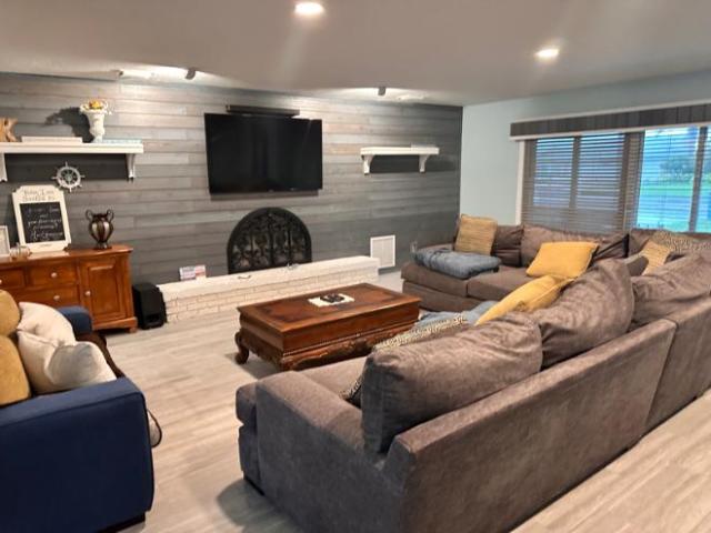 3 Br, 2 bath, Single Family 1 South Atlantic Boulevard