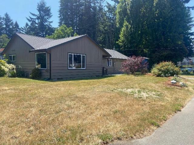 3 Br, 2 bath, Single Family 1 V St SW