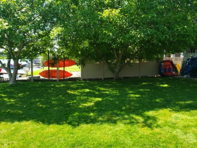 3 Br, 2 bath, Single Family 24004 N Westlake Dr