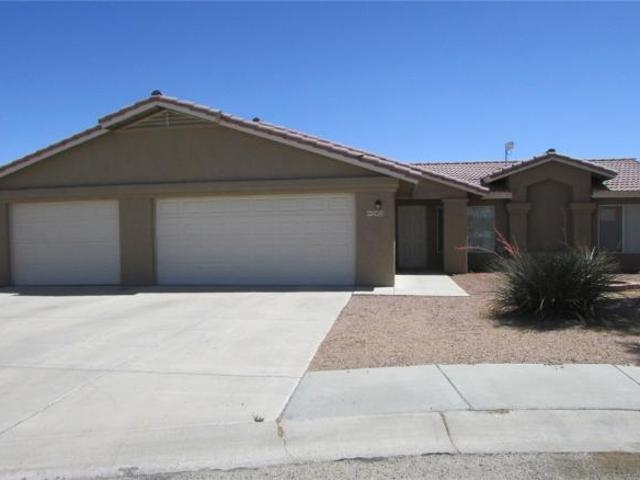 3 Br, 2 bath, Single Family 2402 E Prickly Pear Drive