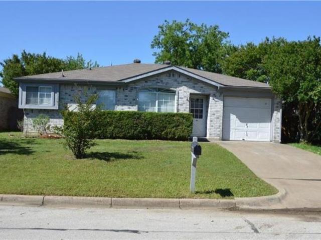 3 Br, 2 bath, Single Family 240 Stallion Drive