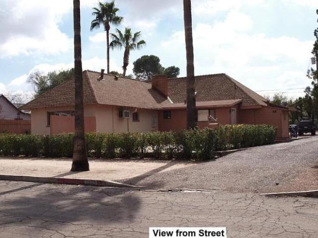 3 Br, 2 bath, Single Family 2422 East 4th Street