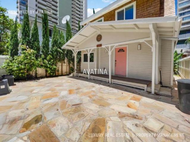 3 Br, 2 bath, Single Family 244 Kapili St