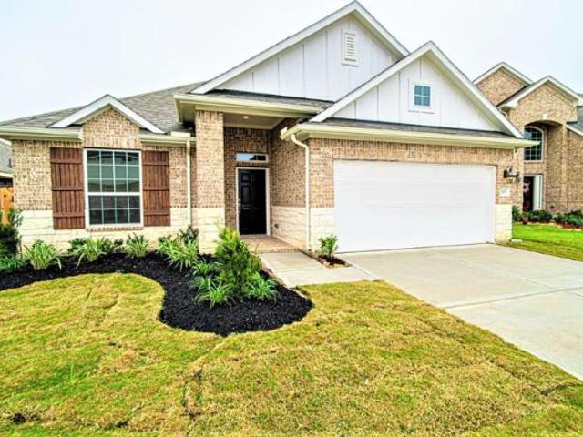 3 Br, 2 bath, Single Family 24663 Lakecrest Pine Trl