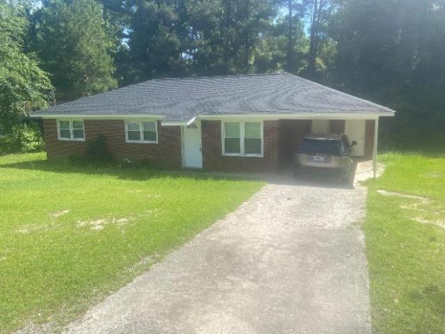 3 Br, 2 bath, Single Family 2473 Charlene Court