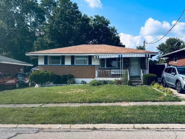 3 Br, 2 bath, Single Family 2498 Garrison Dr
