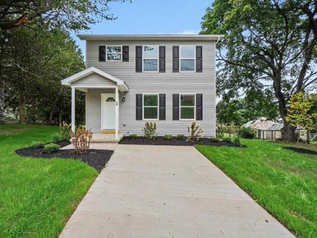 3 Br, 2 bath, Single Family 24 N 6th St