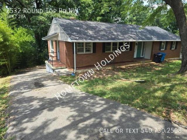 3 Br, 2 bath, Single Family 2532 Round Top Rd NW