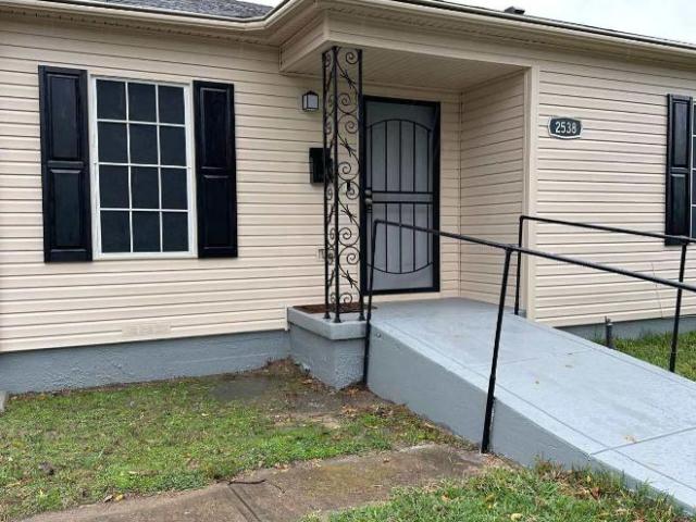 3 Br, 2 bath, Single Family 2538 Stovall Drive