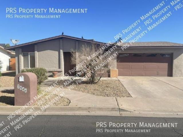 3 Br, 2 bath, Single Family 2544 W Isabella Ave