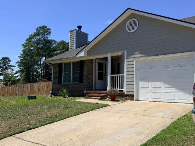 3 Br, 2 bath, Single Family 2550 Silver Bell Loop