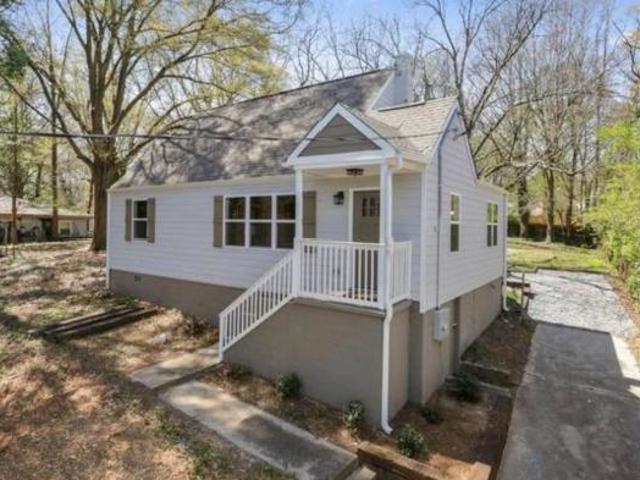 3 Br, 2 bath, Single Family 2561 Sylvan Road